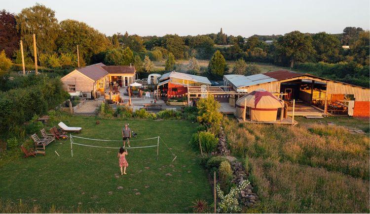 Box Barn, Wales | Paws & Stay